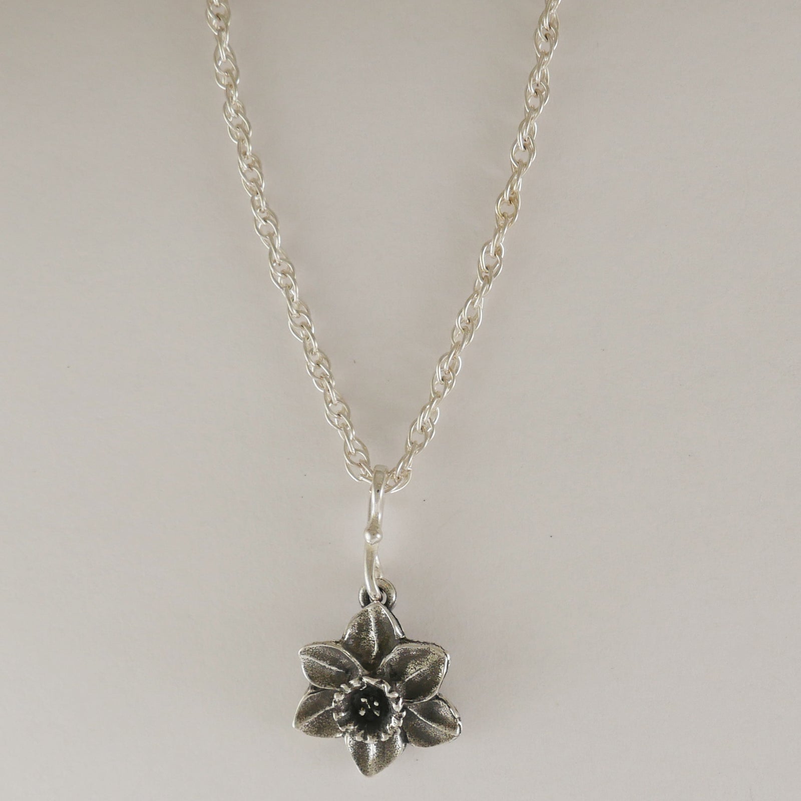 Daffodil Flower Charm | Flower Jewelry | CharmWorks
